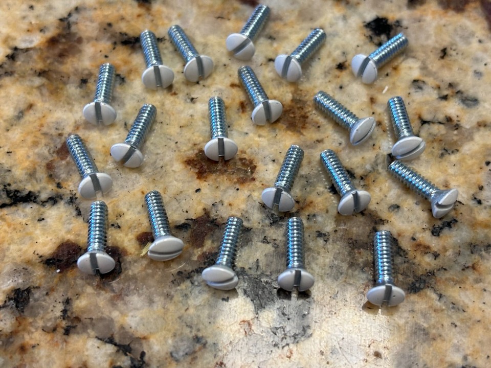 Wall Plate / Switch Plate Screws | White | 20 Pack | 1/2" Long | #6-32 ...