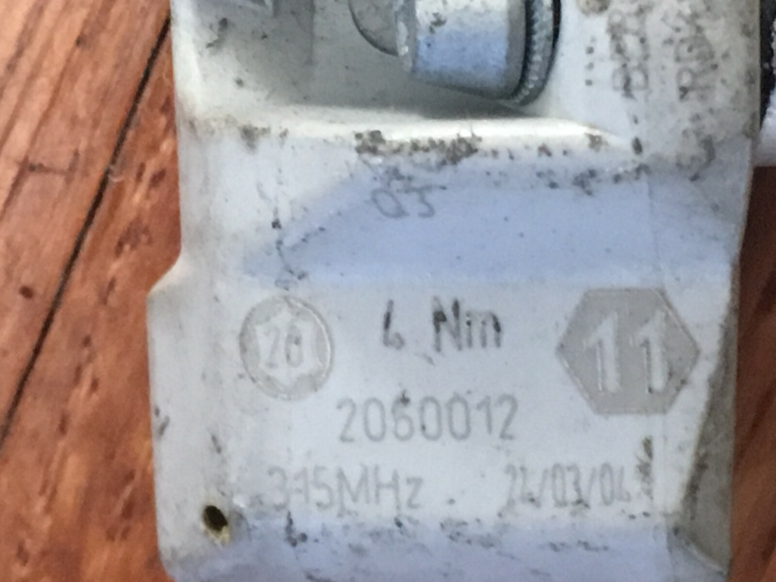 000 822 34 06 MERCEDES Benz TPMS Tire Pressure Monitor W210 W211 W215 ...