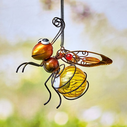 Solar LED Lighted Flying Bugs Garden Critters Dragonfly Bumble Bee or ...
