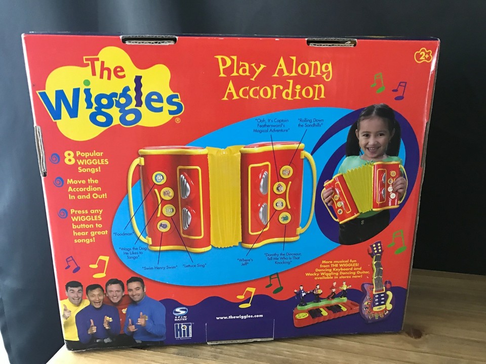 2004 RARE HTF NIB THE WIGGLES PLAY ALONG ACCORDION JEFF WORKING SEALED ...