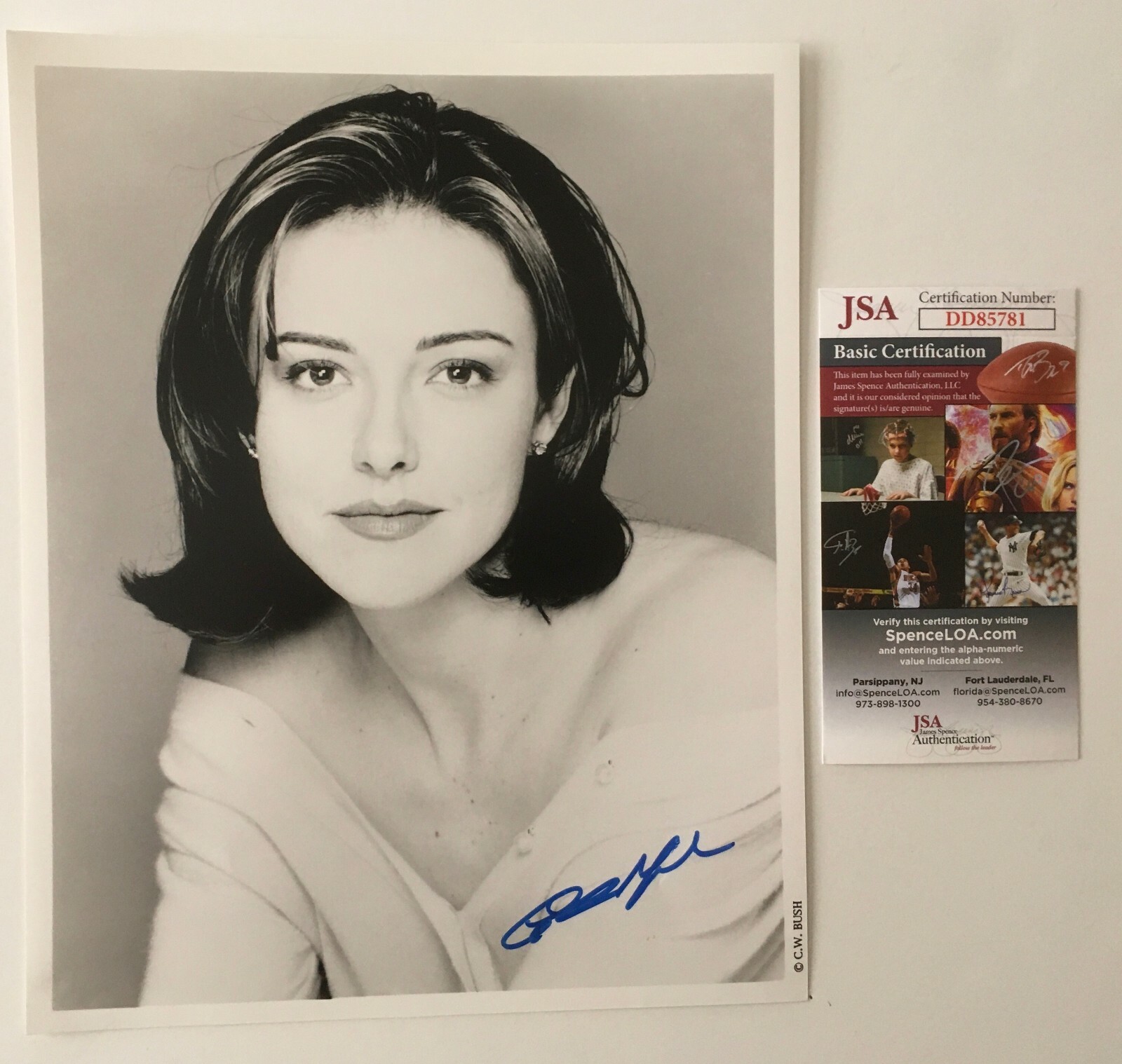 Christa Miller Signed Autographed 8x10 Photo JSA Certified Scrubs Drew ...