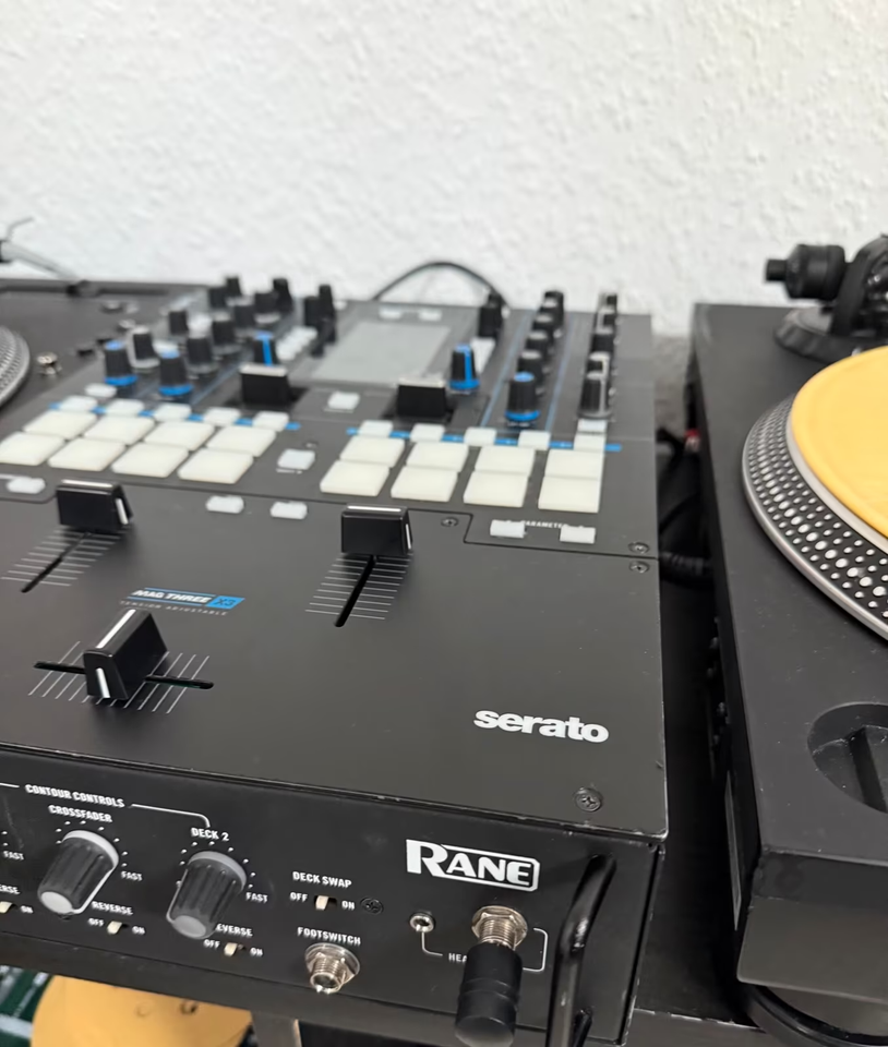 Rane Seventy Two 72 Serato DJ Mixer Battle 2 Channel Mischpult Scratch ...
