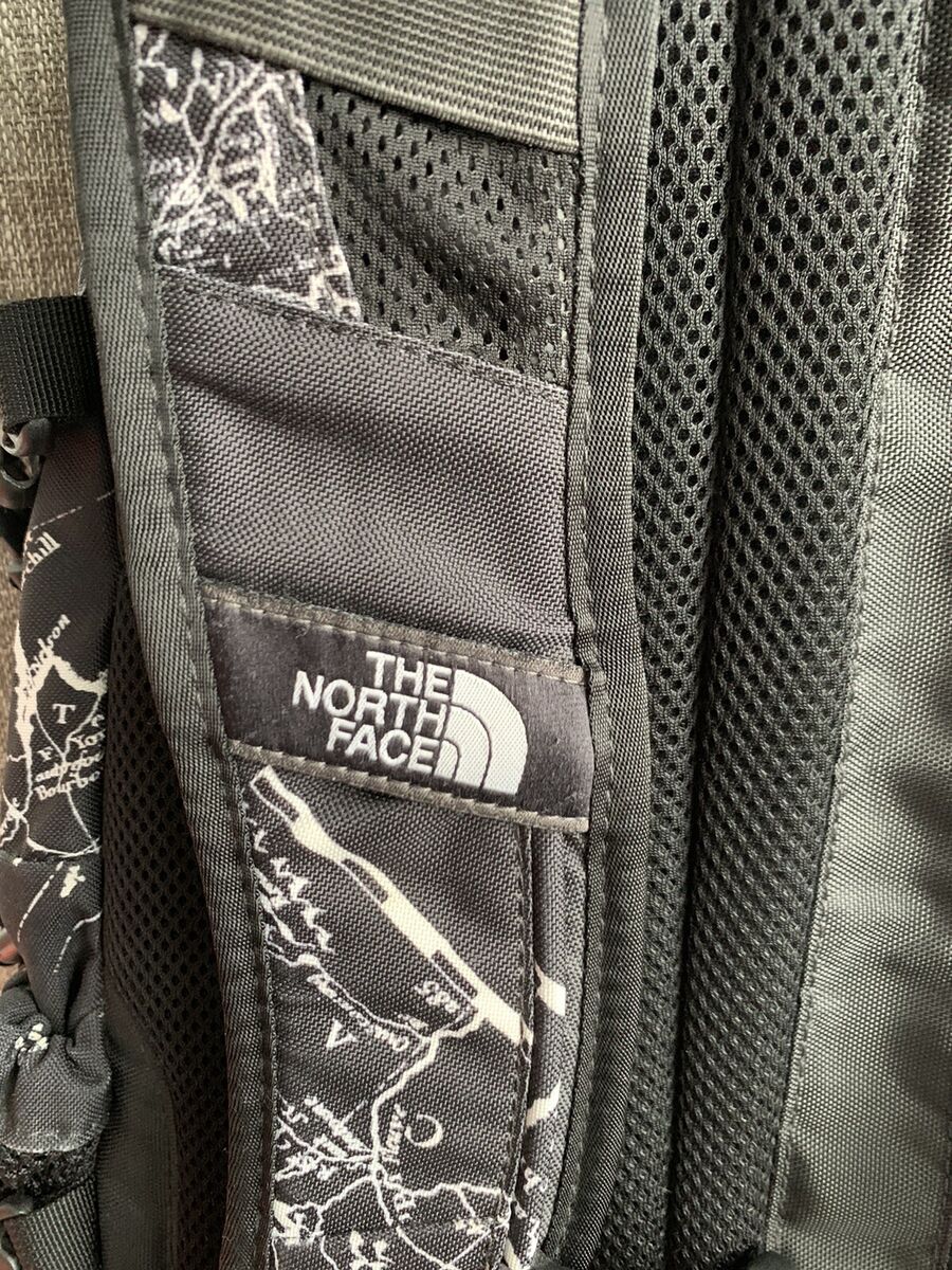 Supreme The North Face TNF Hot Shot Backpack | eBay Supreme The North Face TNF Hot Shot Backpack | eBay