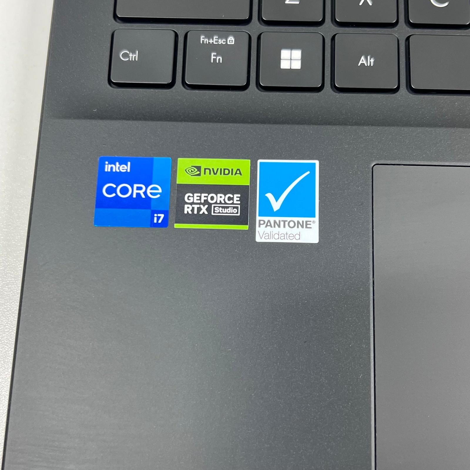 ASUS Creator Laptop Q OLED Q530V 15.6" i7-13620H 2.4GHz 16GB RAM 512GB ...