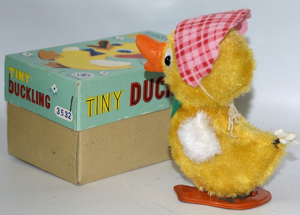 Vintage Wind-up TINY DUCKLING Duck Figure #3532, Masudaya Modern Toys ...