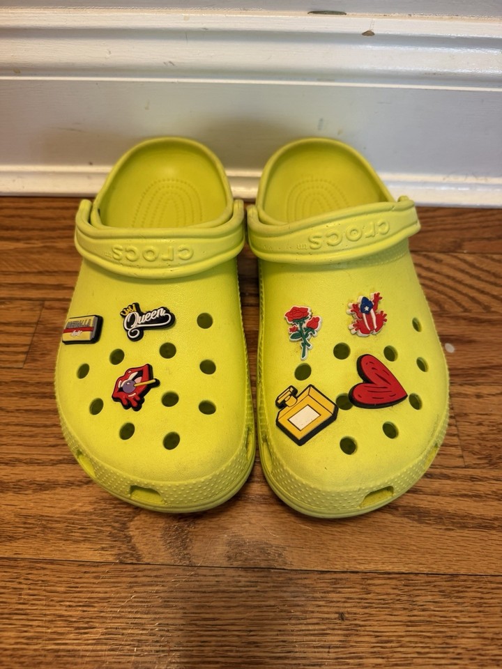 Women’s or Men’s Crocs. Size 9 for women, 7 for men. Needs to be spot ...