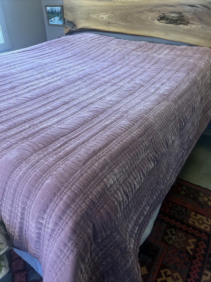 Threshold Target Plum Purple Velvet Quilted Bedspread Blanket Full ...
