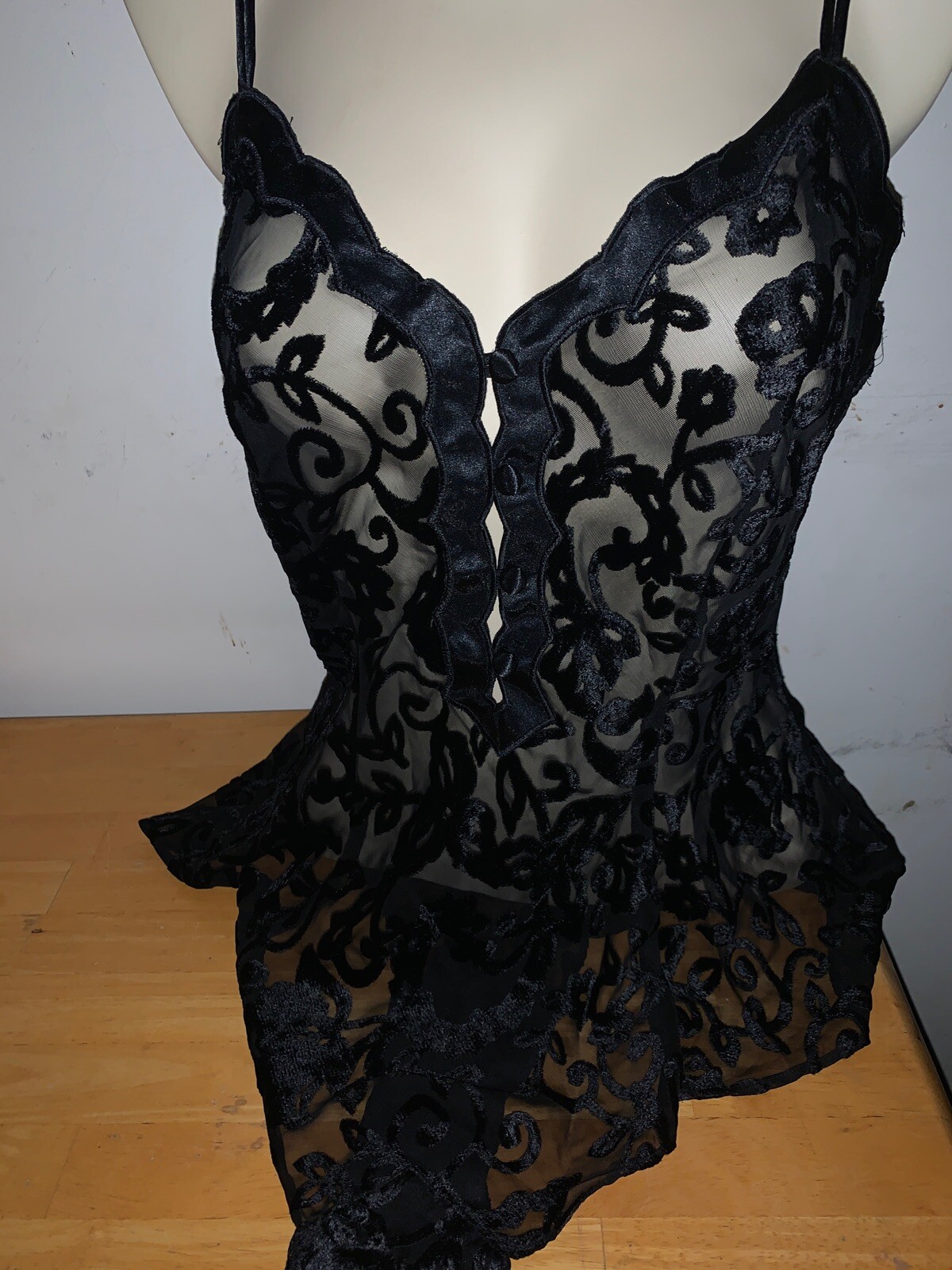VICTORIA'S SECRET Black Lace VERY SEXY & ELEGANT Teddies Sheer Sz M ...