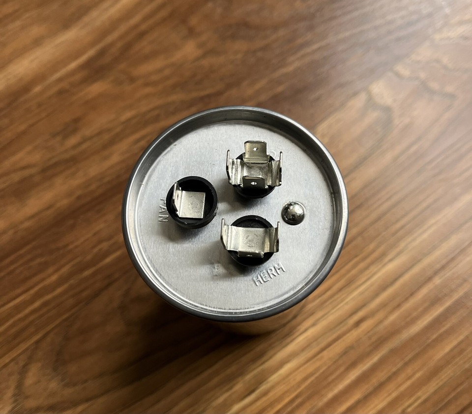 Powerwell Capacitors Round Dual Capacitor 35/3uF 37/440 VAC Open Box | eBay