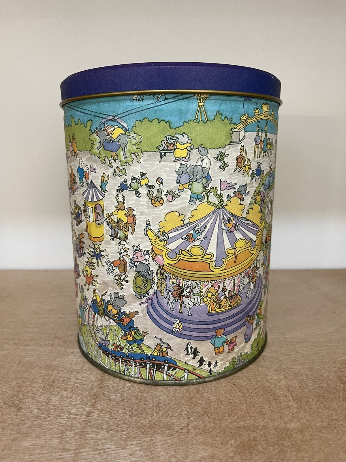 Carnival Capers Inspector Bear and Detective Trunk Vintage Colorful Tin ...