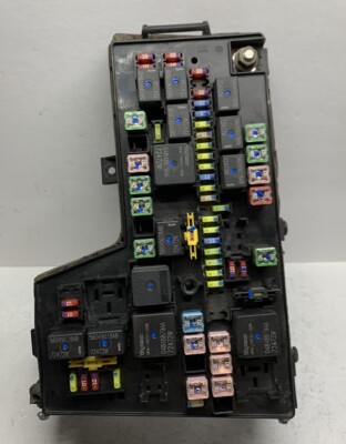 2005 – 2007 DODGE DAKOTA TIPM TOTALLY INTEGRATED POWER MODULE 04839703 ...