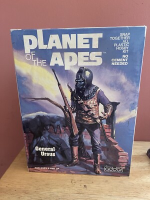 🔥Vintage Planet of the Apes General Ursus Plastic Model Kit Addar In ...