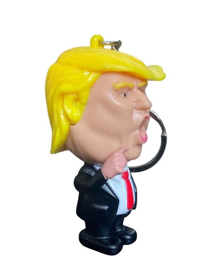 Donald Trump Talking Keychain Says “Make America Great Again” w ...
