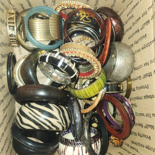 Lot of 40+ Vintage To NOW Mixed Bangles Bracelets Cuff Mod Retro | eBay