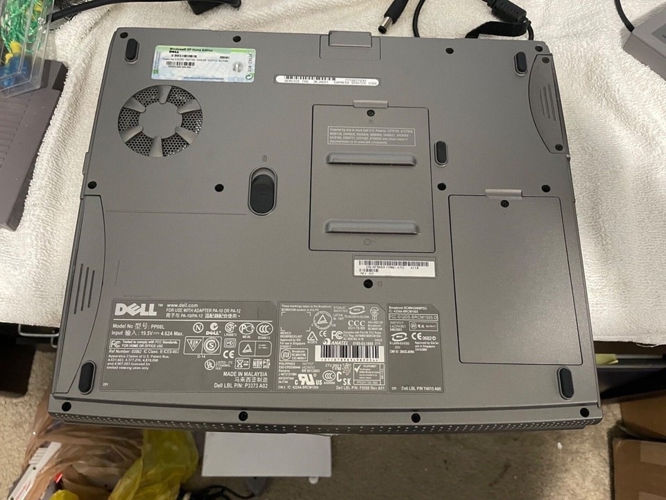 Dell Inspiron 1150 laptop 2.4C 768MB 40GB CMOS Good, Hinge Covers and ...
