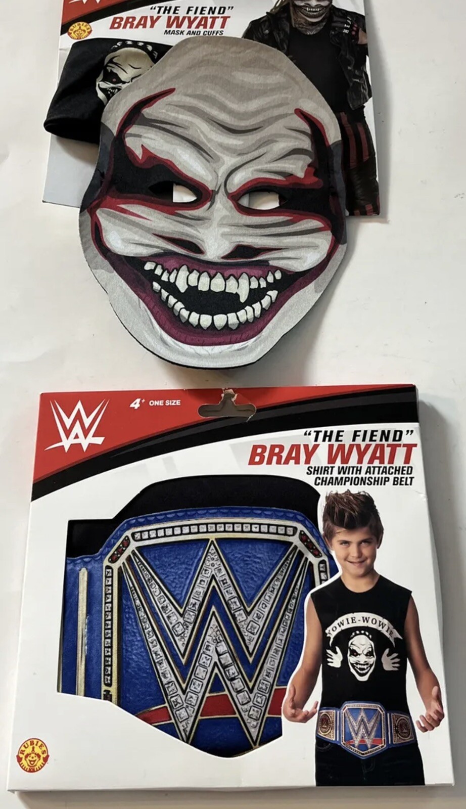WWE+The+Fiend+Bray+Wyatt+Mask+%26+Cuffs+One+Size+Rubie%27s+Costume ...