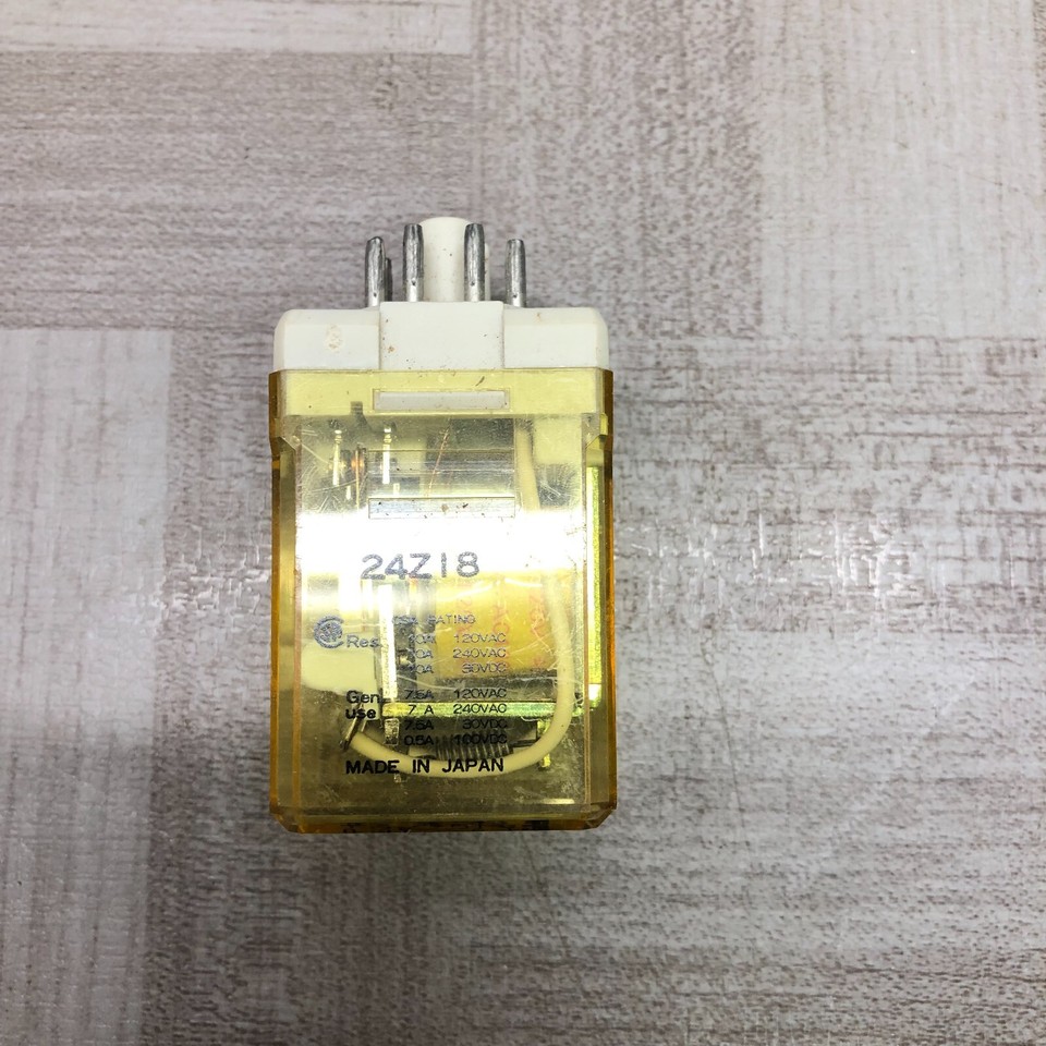 IDEC RR2P-U RELAY 220VAC 50/60HZ 8 PIN | eBay