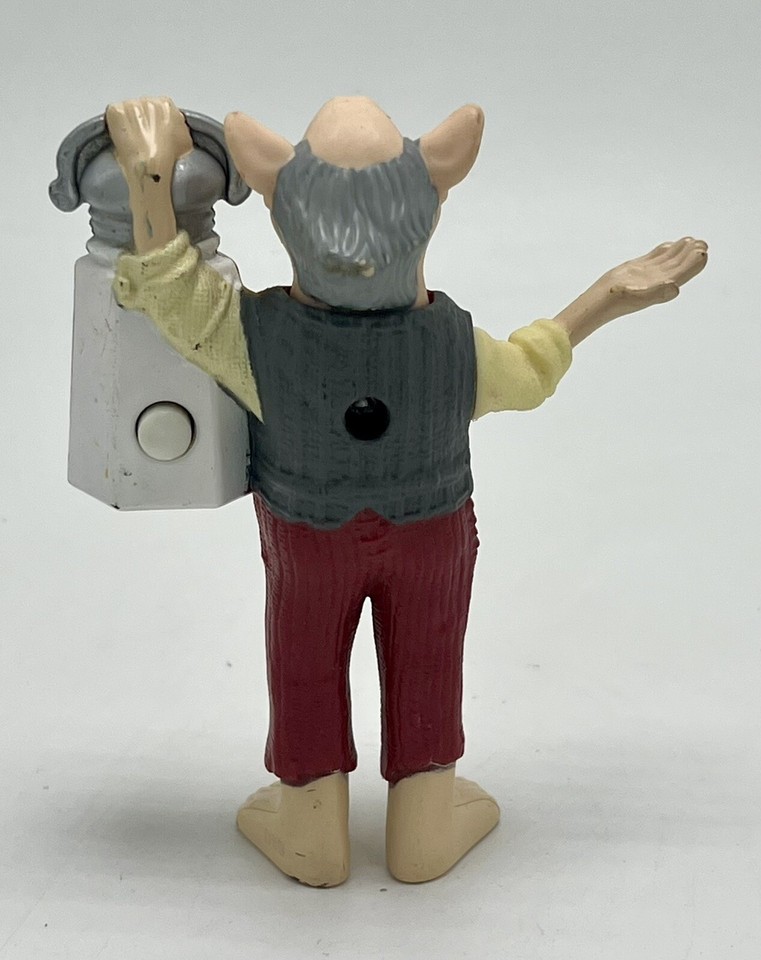 McDonalds Happy Meal Toy SPIDERWICK CHRONICLES Thimbletack Figure Cake ...