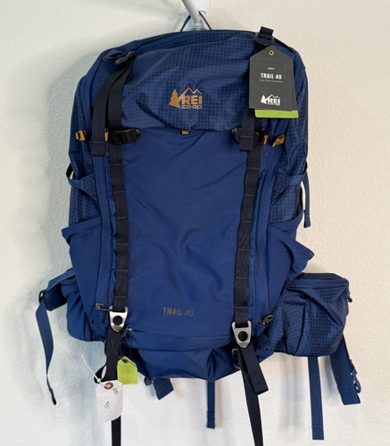 NEW REI Trail 40 Mens M Backpack Rucksack Internal Frame Hiking Pack ...