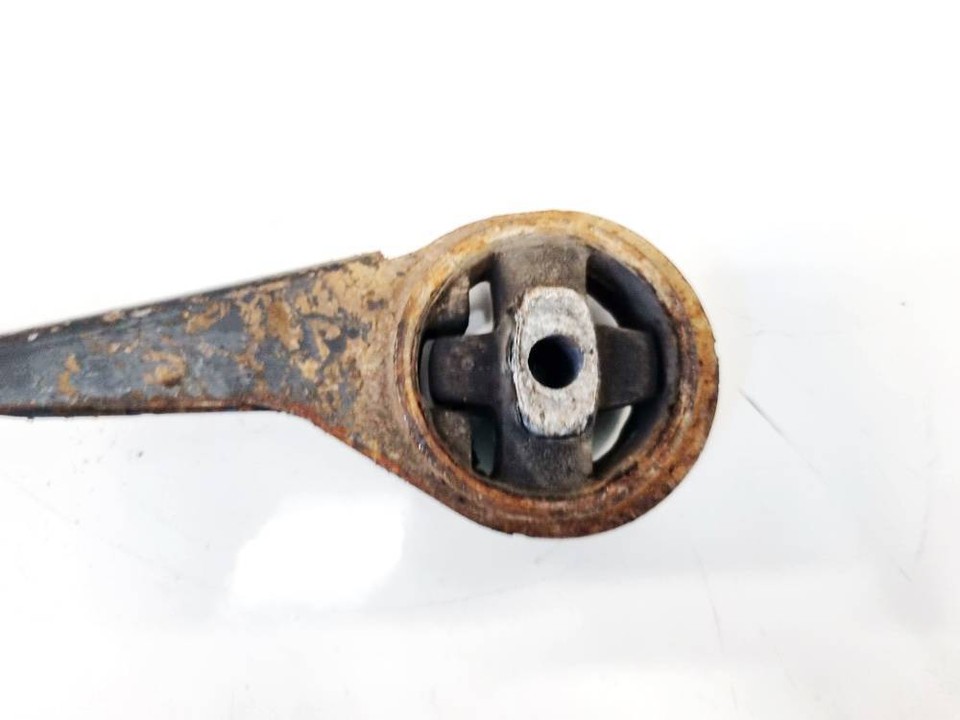 8200175102 8200175102 Engine Mount Bracket and Gearbox Mount Brac ...