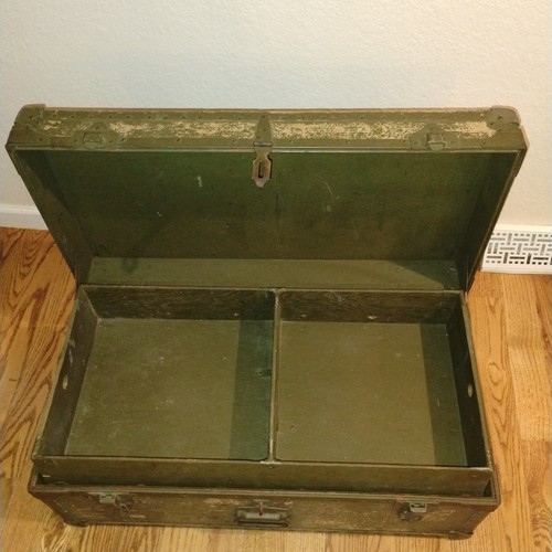Vintage Military FOOT LOCKER w Tray Wood Trunk chest storage green box ...