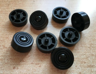 8 x Easy Fit Circular Feet Push Rivet Black Rubber D- 21mm H- 8mm Z2982 ...