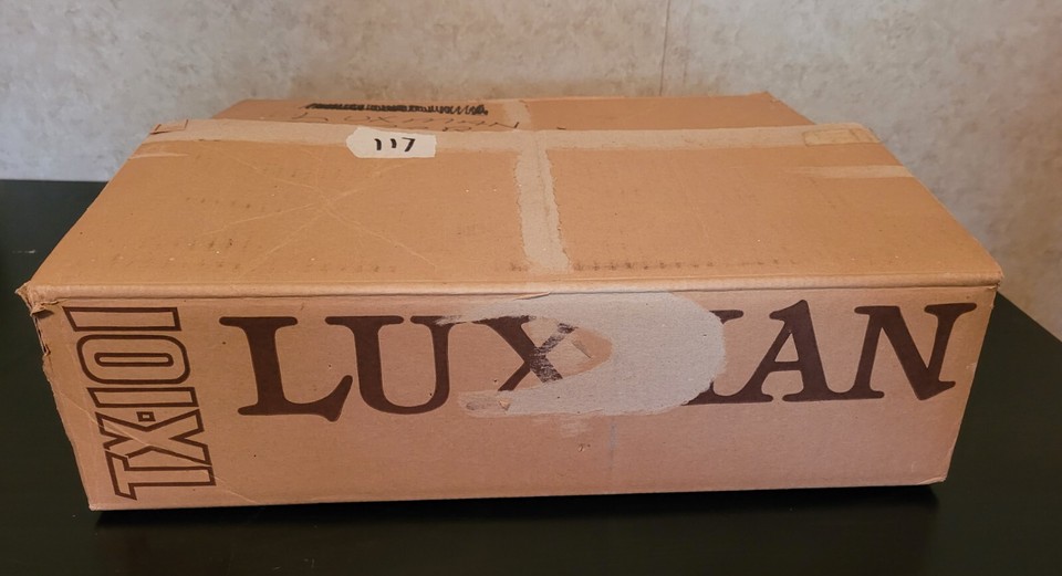 Vintage Luxman TX-101 AM/FM Stereo Tuner. MINT ONE OWNER IN ORIG BOX ...