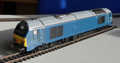 Hornby R3183 BR Class 67 67002 in Arriva Trains Blue Livery. Excellent+ ...