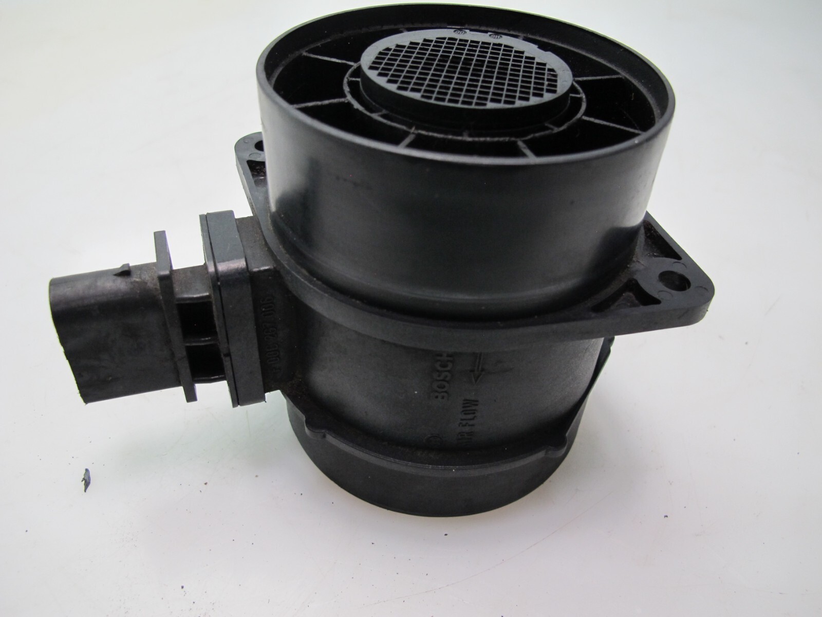 2002-2006 Dodge Mercedes Sprinter 2.7L Mass Airflow Sensor MAF Meter ...