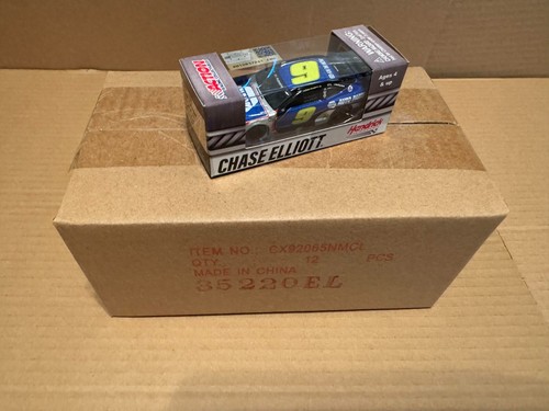(12 car case) 2020 Chase Elliott Darlington Throwback Jimmie Johnson 1: ...