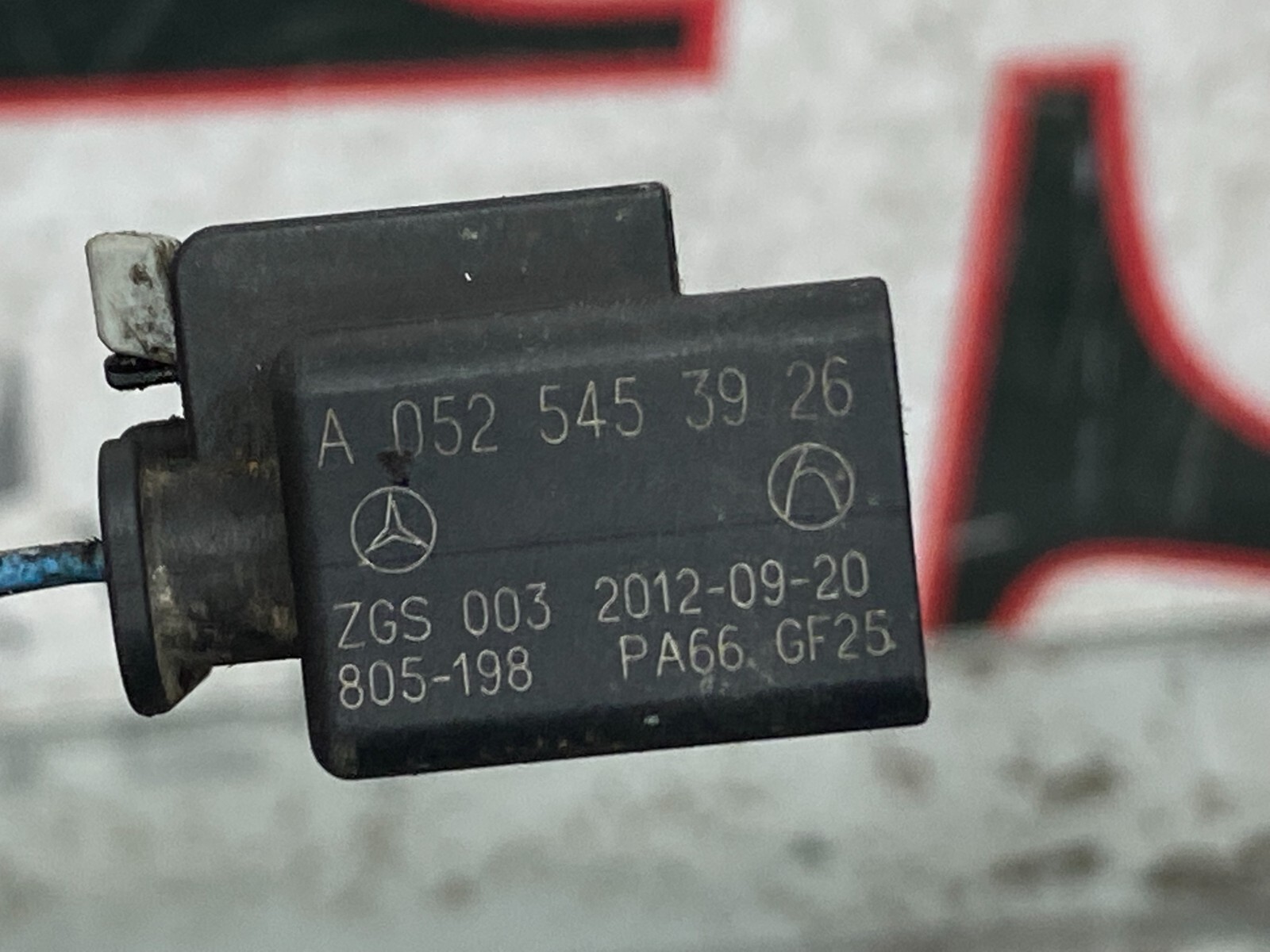 (AS) GENUINE MERCEDES BENZ ENGINE WIRING LOOM HARNESS PLUG CONNECTOR ...