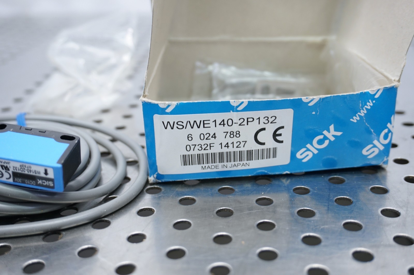 SICK MODEL WS140-2D132 PHOTOELECTRIC SENSOR 6024788 NEW | eBay