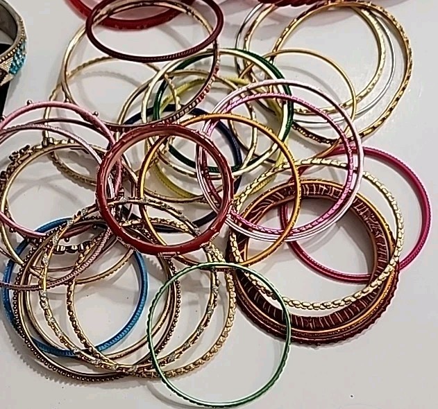 Lot of 125 Colorful Bangle Bracelets Ethnic Assorted Sizes Styles Materials 892 | eBay