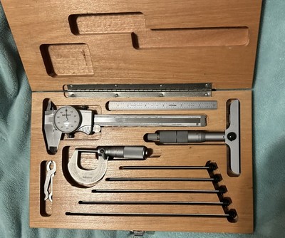 Micrometers - Micrometer Caliper Set