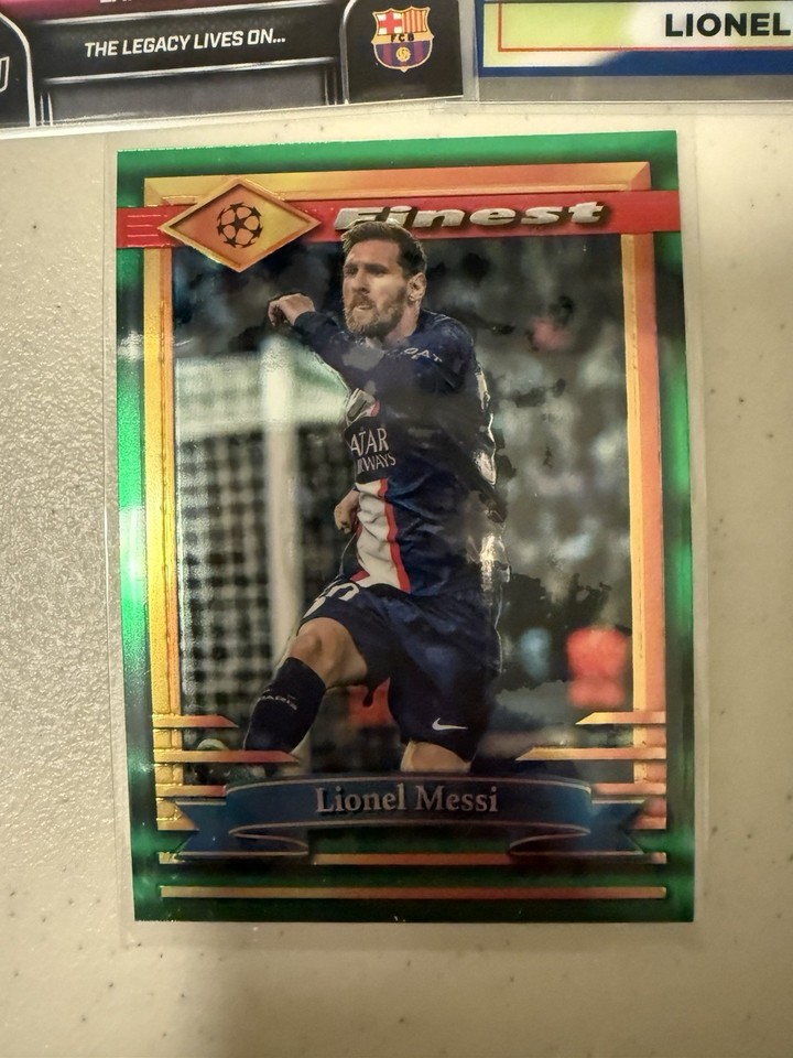 Lionel Messi 3 Card Lot Topps Soccer Sports Cards FC Barcelona PSG ...