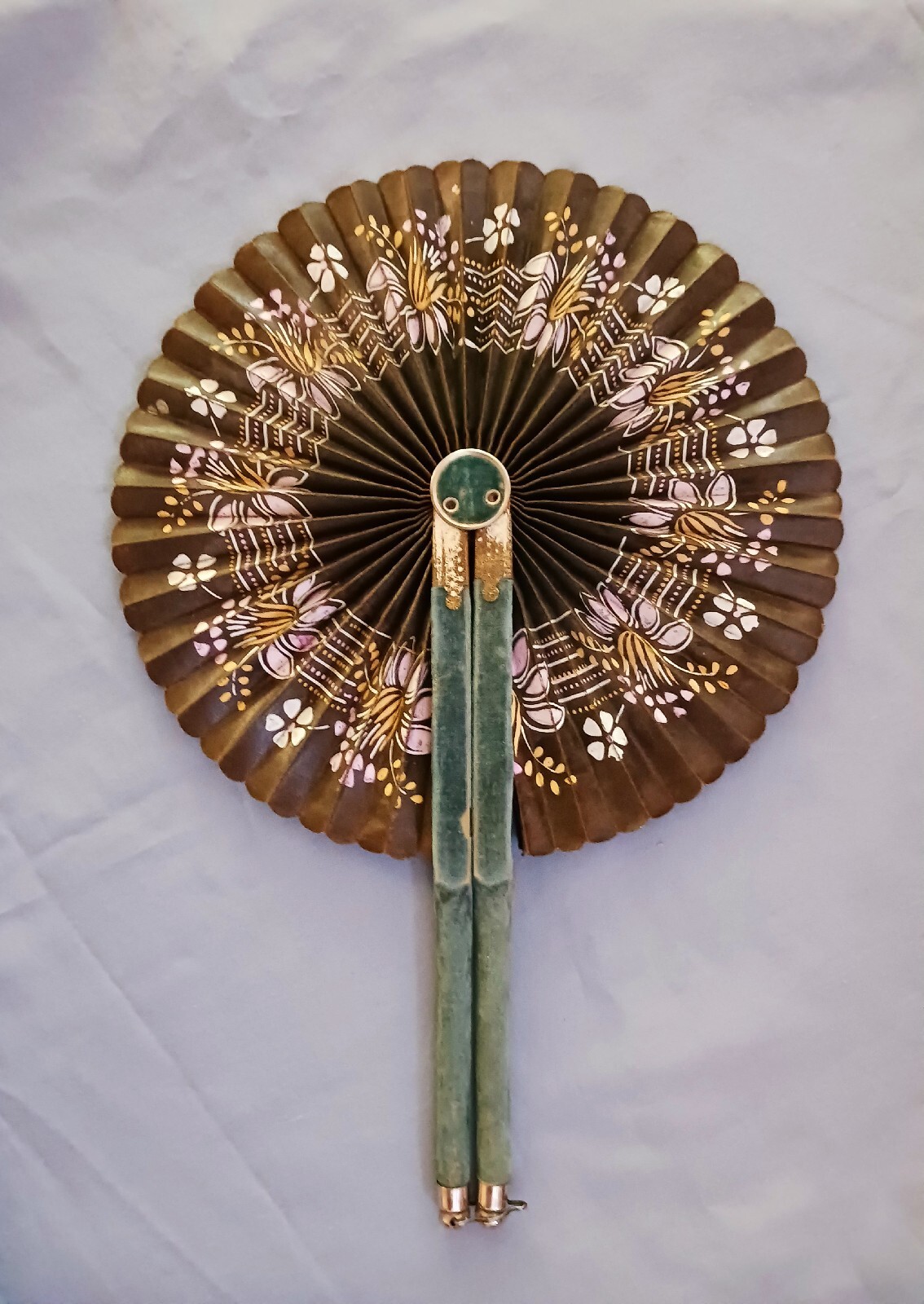Antique Victorian Ladies Cockade Fan