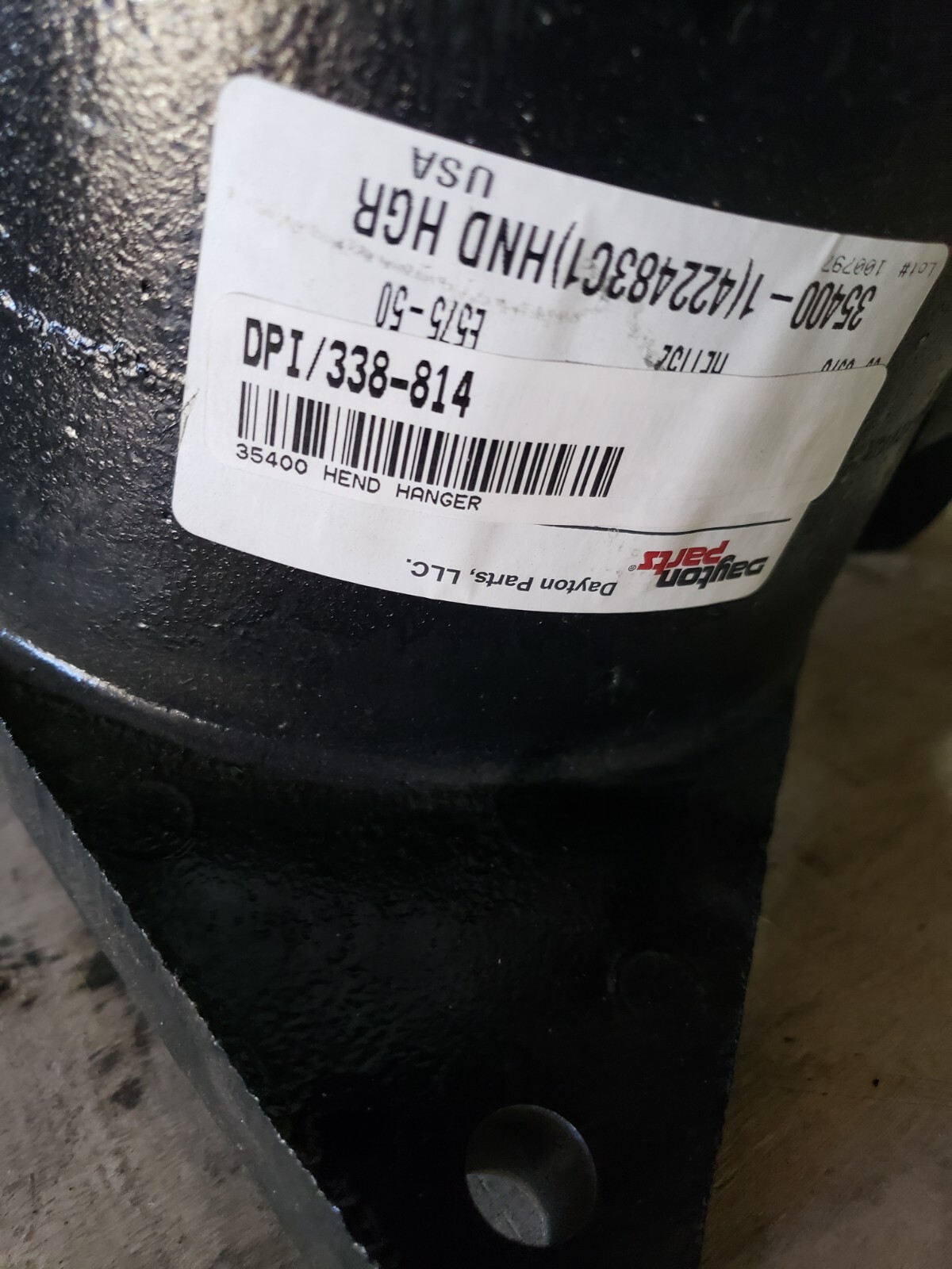 Dayton 338-814 Hendrickson Rear Spring Hanger/ 35400-1 / 422483C1 | eBay