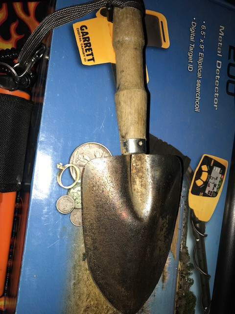 {SALE SALE}Garrett ACE200 Metal Detector+FREE Spade and Waterproof Mini ...