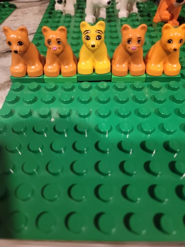 Lot of 2 Lego Duplo TIGERS Cubs, cheeta and lion Cubs Zoo Big Wild Cat ...