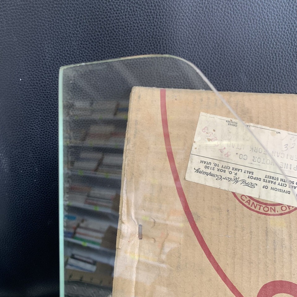 1952-1954 Ford Convertible Front Door Vent Wing Window Safety Glass NOS ...