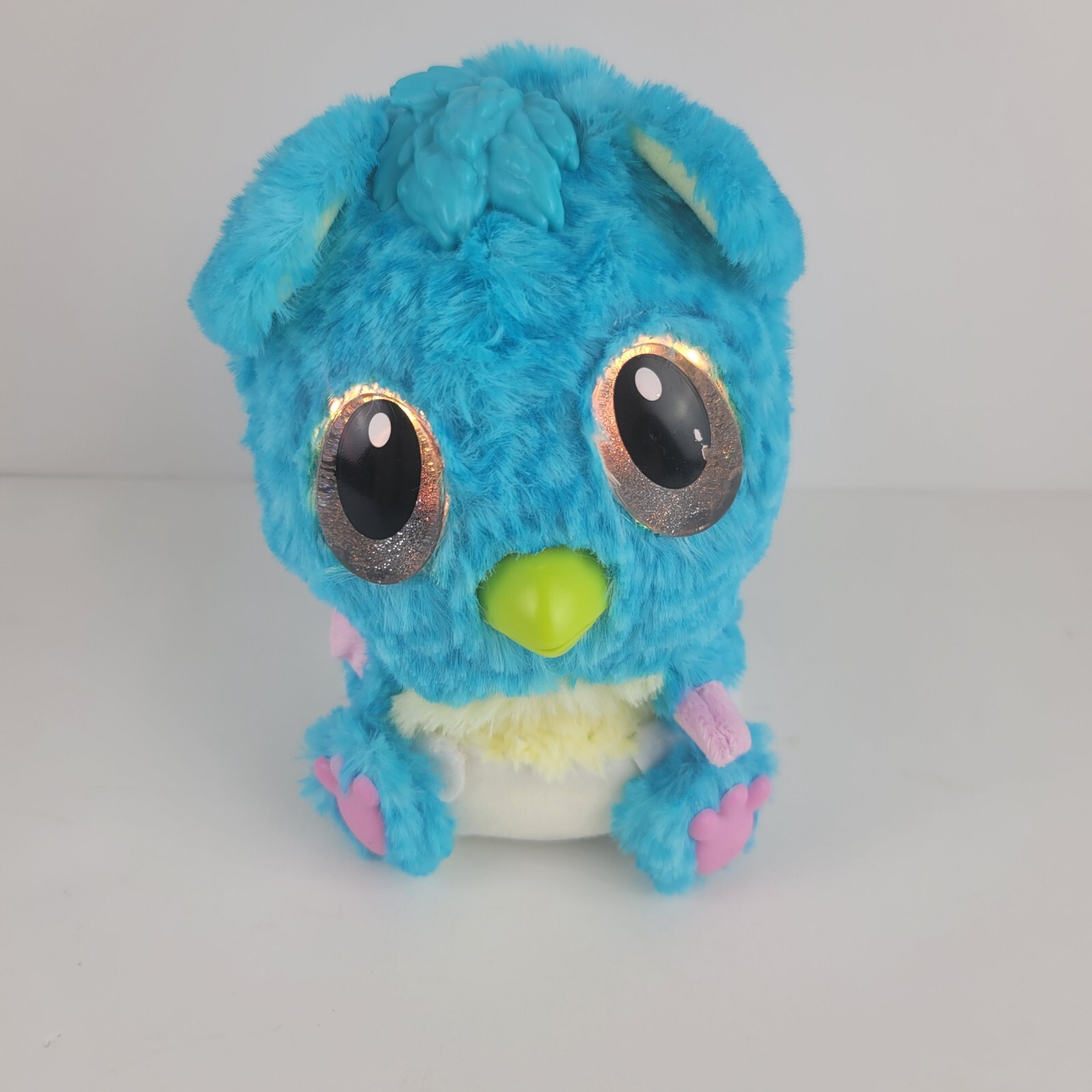 HATCHANIMALS Hatched Blue Pink Interactive Talking /Eyes Light Up ...
