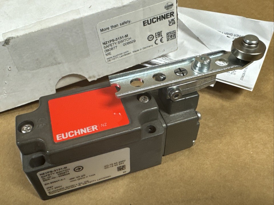 NEW EUCHNER NZ1PS-3131-M Safety Switch 090877 AC/DC FAST SHIPPING | eBay