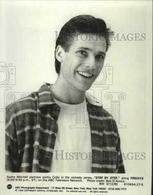1995 Press Photo Actor Sasha Mitchell in "Step by Step" on ABC ...
