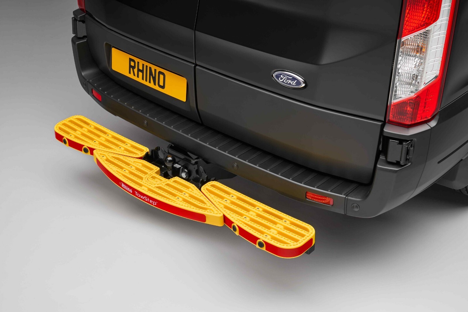 VW Crafter Rear Van Step 2017 to 2023 - Rhino TOW STEP YELLOW Tow Bar ...