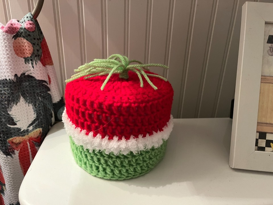 Handmade Holiday Grinch Green Spare Toilet Paper Roll Cover Knit Bath ...