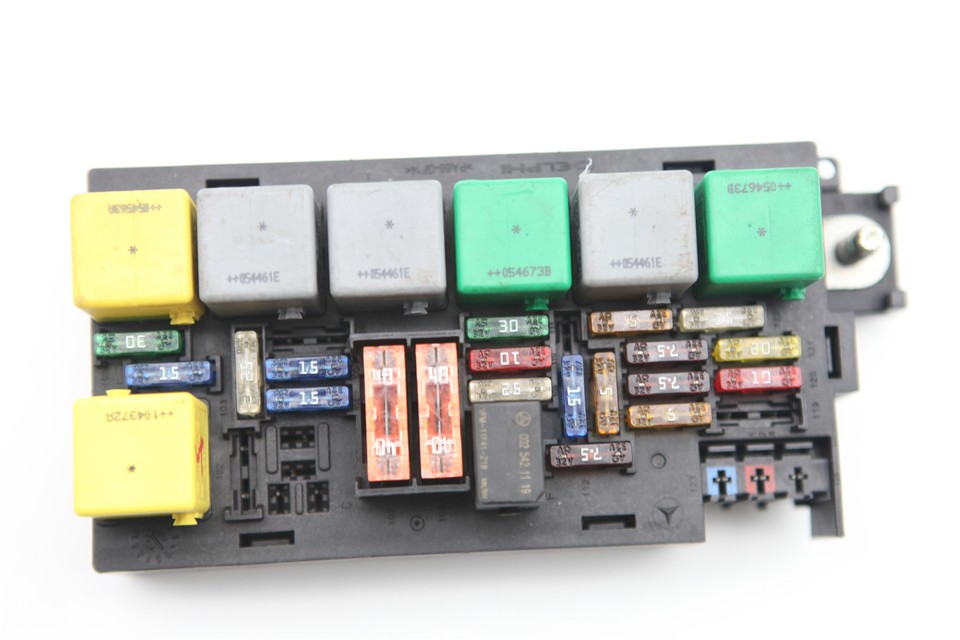 For 06-12 Mercedes X164 GL450 ML350 Front Fuse Box Relay Module ...