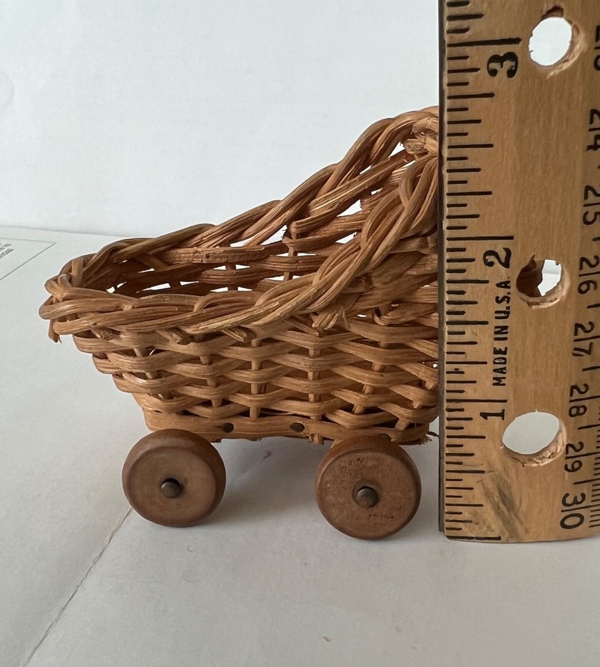 VINTAGE GERMAN WICKER/WOOD ITEMS FOR CACO DOLLS[1] STROLLER [1] PRAM [1 ...