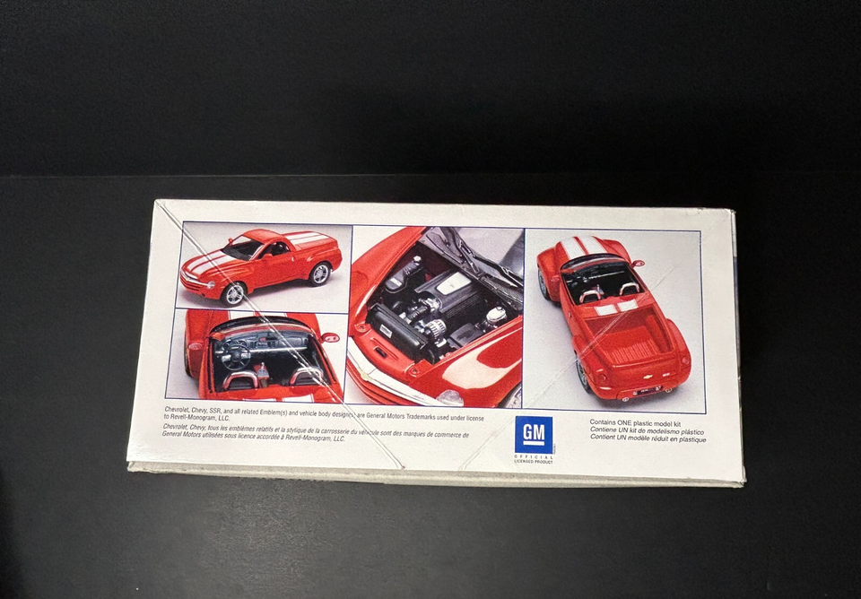 CHEVY SSR 1:25 KIT LEVEL 2 BY REVELL **PLEASE READ DESCRIPTION!!!** | eBay