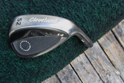 Cleveland CG14 Tour Zip Grooves Black Satin 2 White Dot 52*-10* Wedge ...