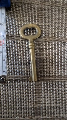 Vintage Skeleton Key. Steamer Box. | eBay